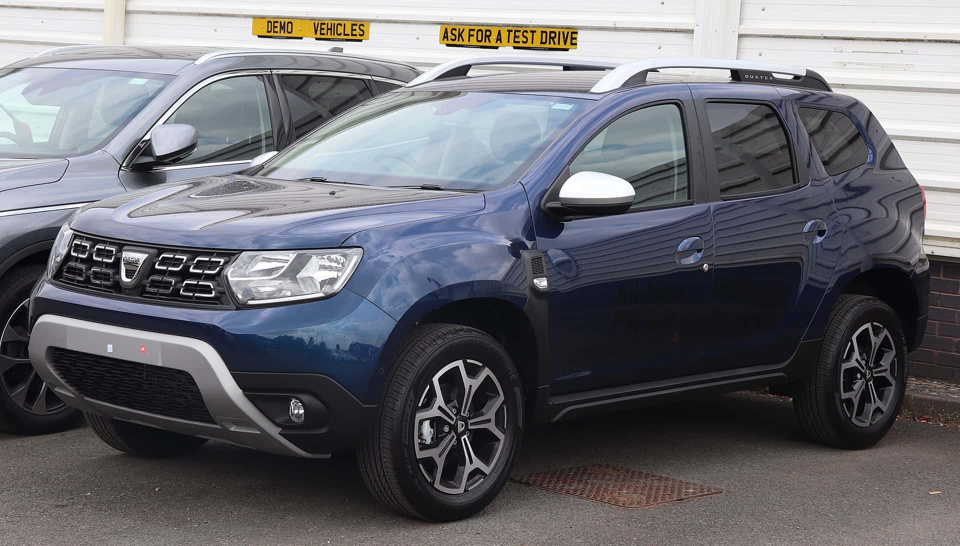 2023 Dacia Duster Tire Pressure & Sizes | TirePressures.co